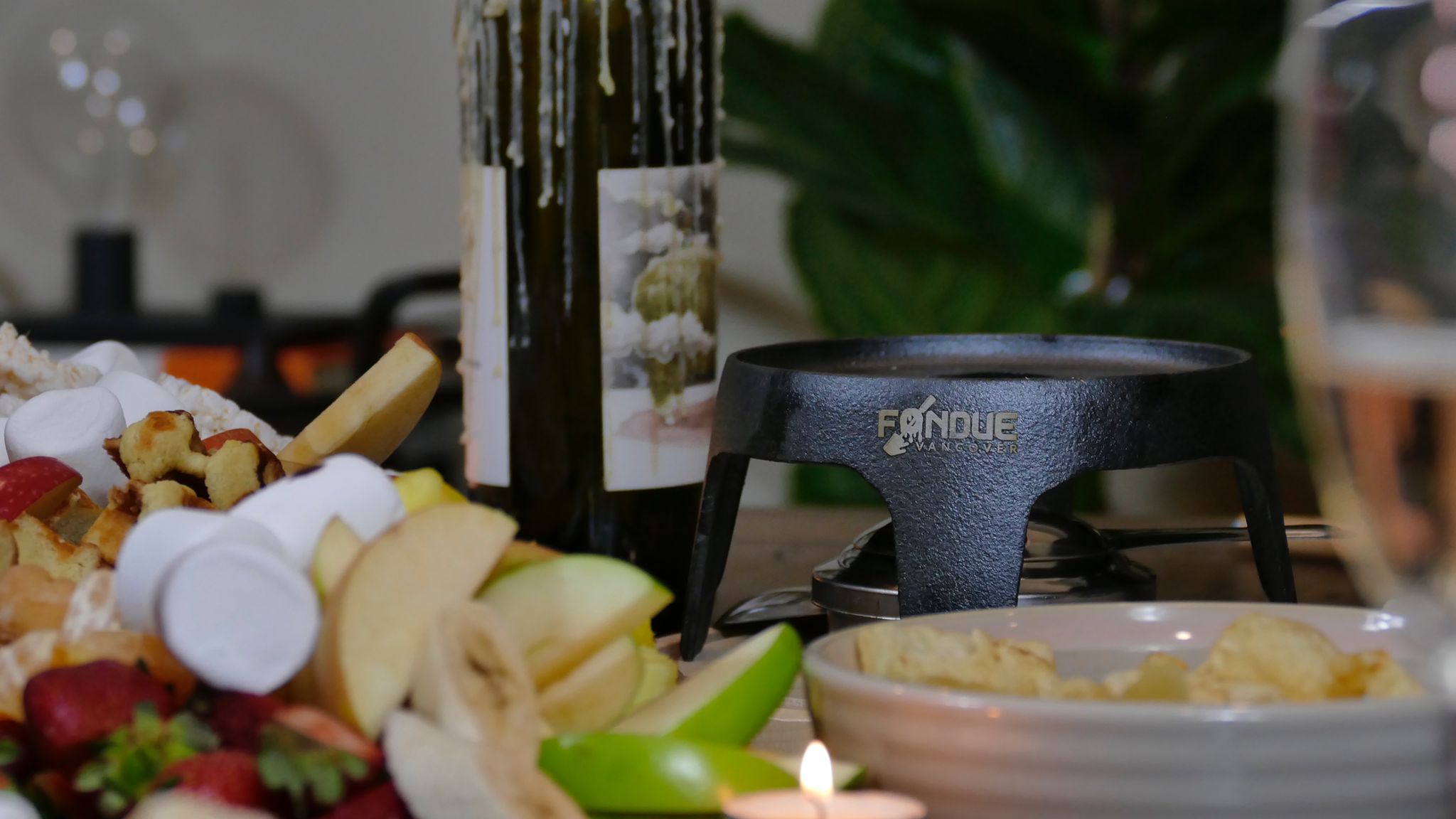 How To Host A Memorable Fondue Night At Home - Fondue Canada