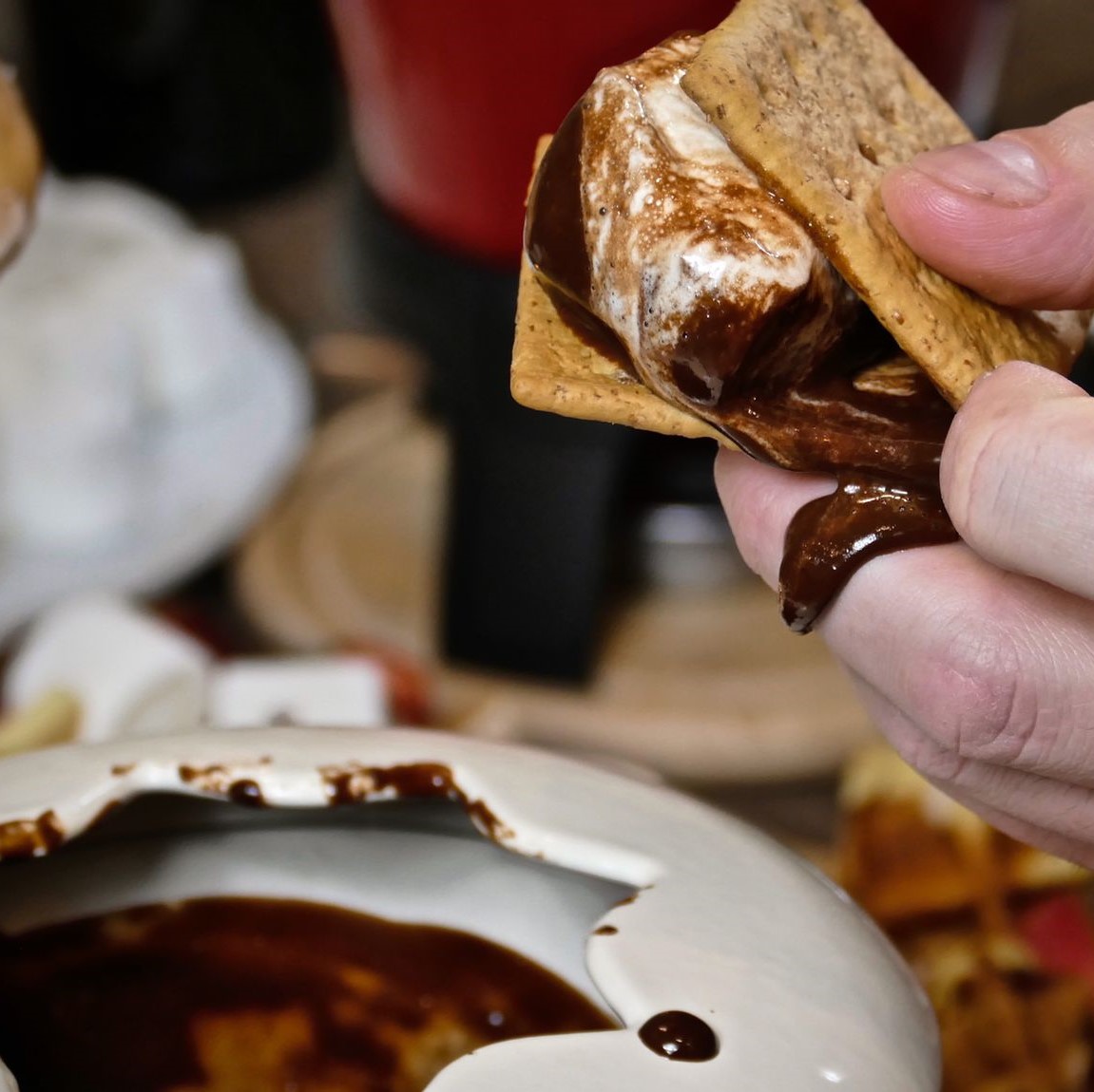 Tips for Enjoying A Fondue Meal Together - Fondue Canada